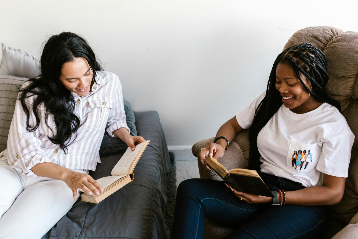 Best Subscription Boxes for Book Lovers – Reader's Closet